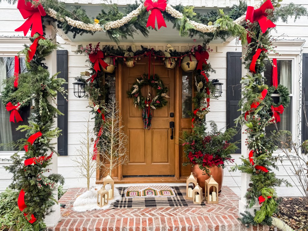 A Classic Christmas Front Porch: Plaid, Bells & Evergreens ⋆ Growing Up ...